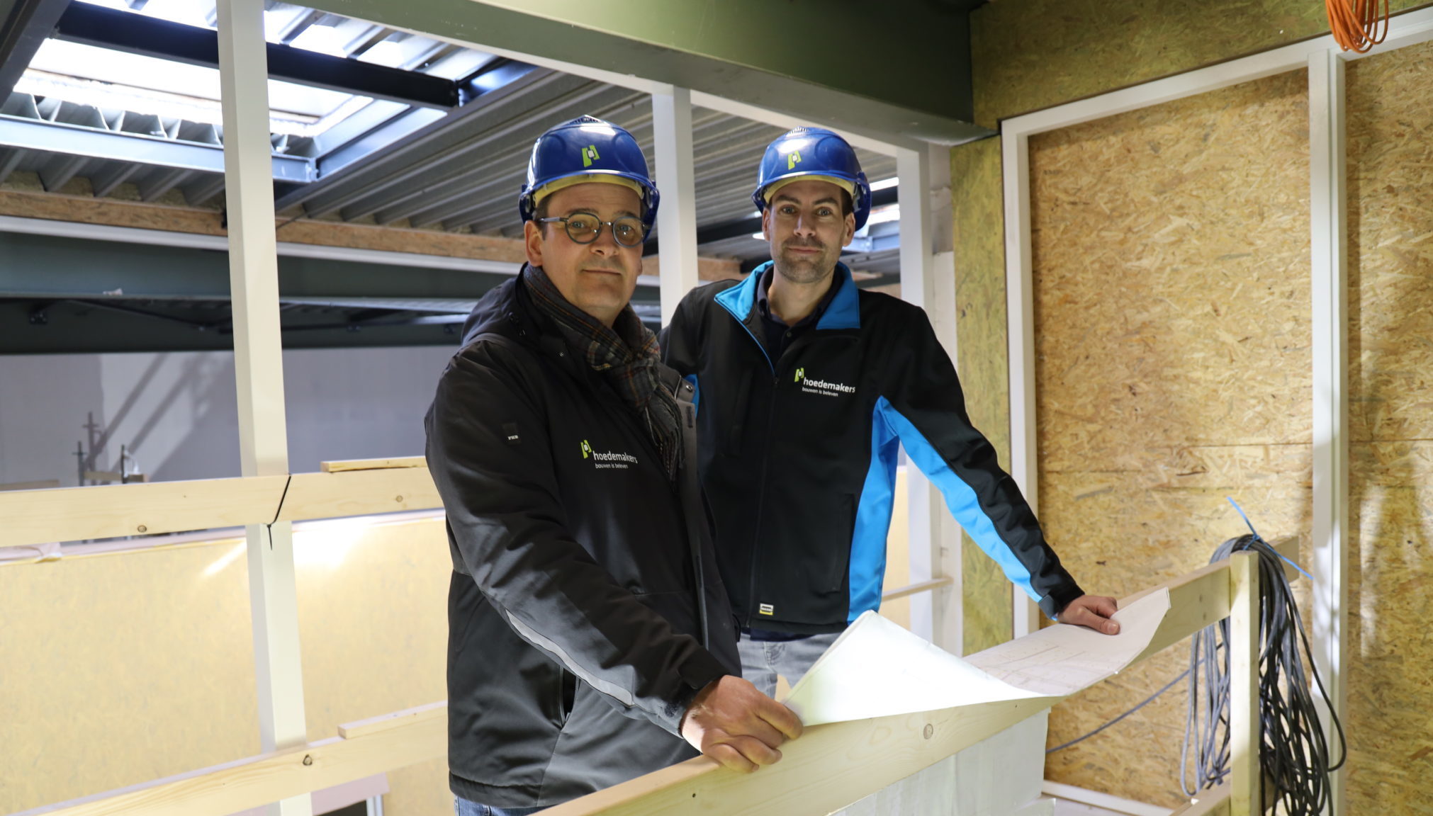 Van stoffige fabriekshal naar aantrekkelijke ICT-hotspot - Hoedemakers